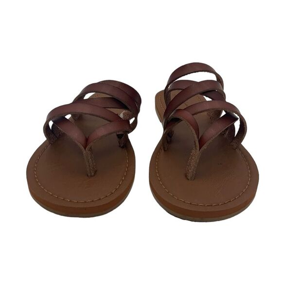 Universal Thread | Shoes | Universal Thread Maritza Strap Flat Sandals ...